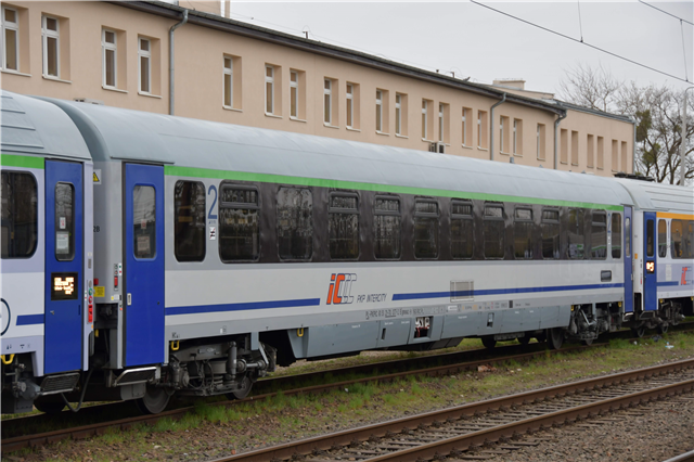 pocs: B11(g)mnouz - SpotLog