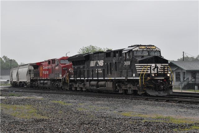 NFSN: ET44AC - SpotLog